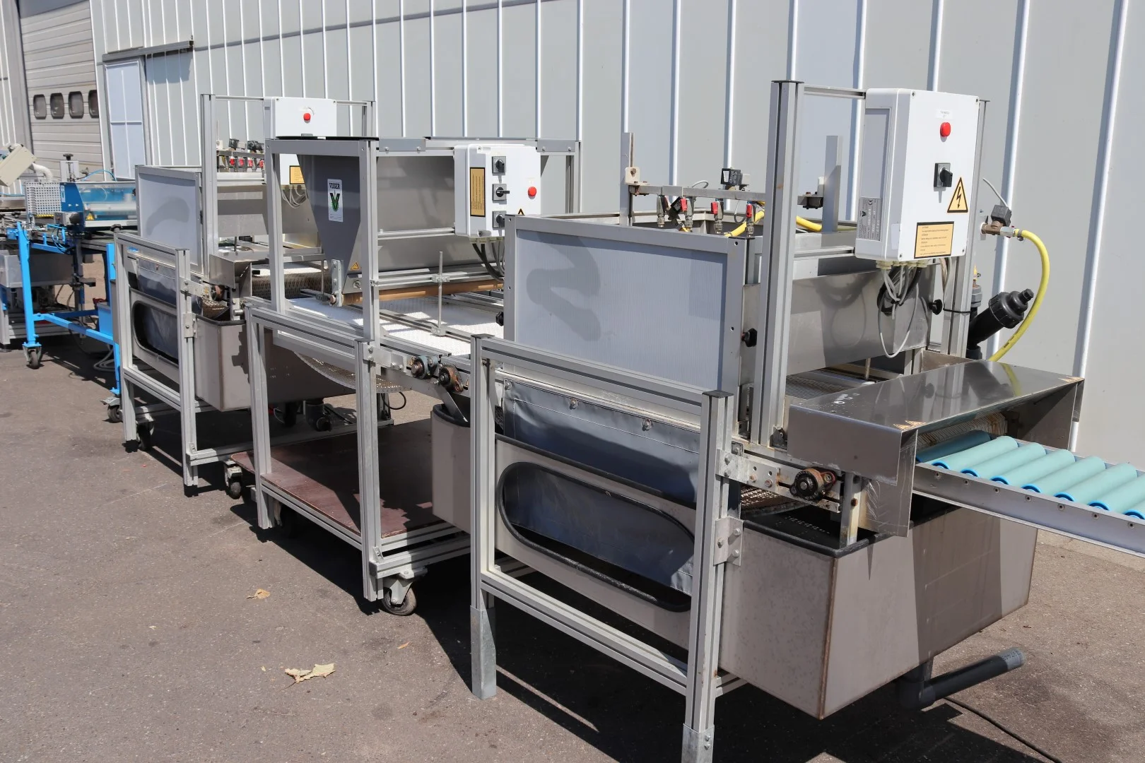 Visser tray seeding line with drum seeder • Duijndam Machines