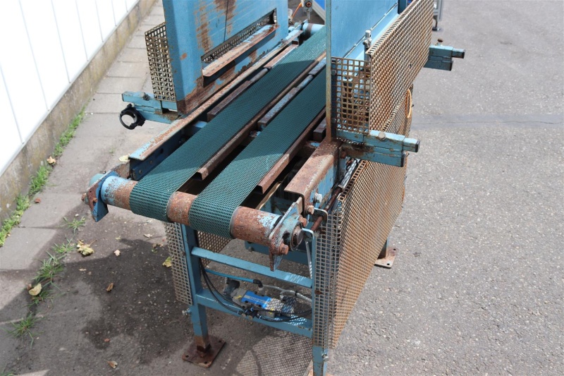 Demtec tray stacker • Duijndam Machines