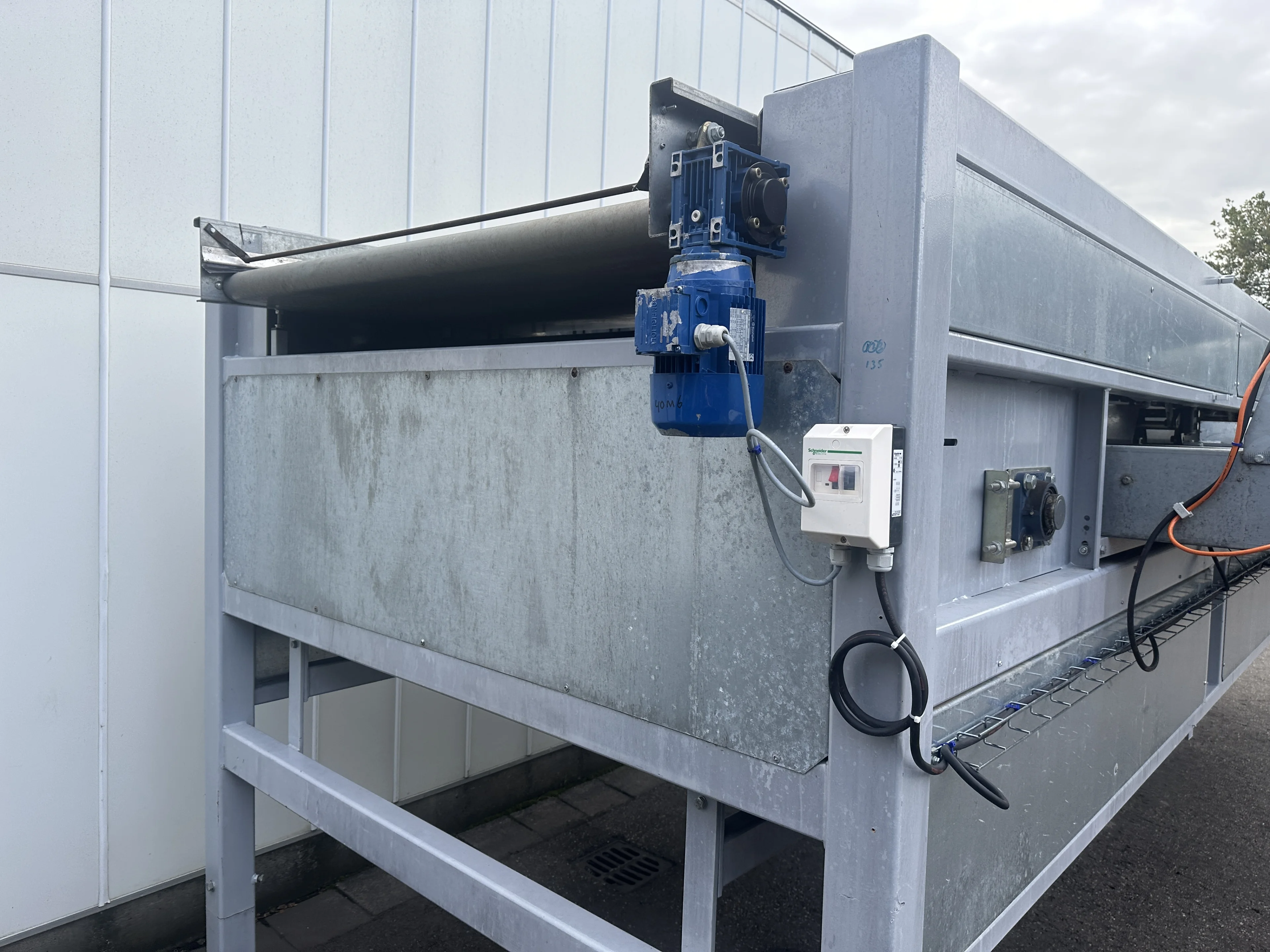 Vitech 180 cm roller sorting machine with 5 sizes • Duijndam Machines