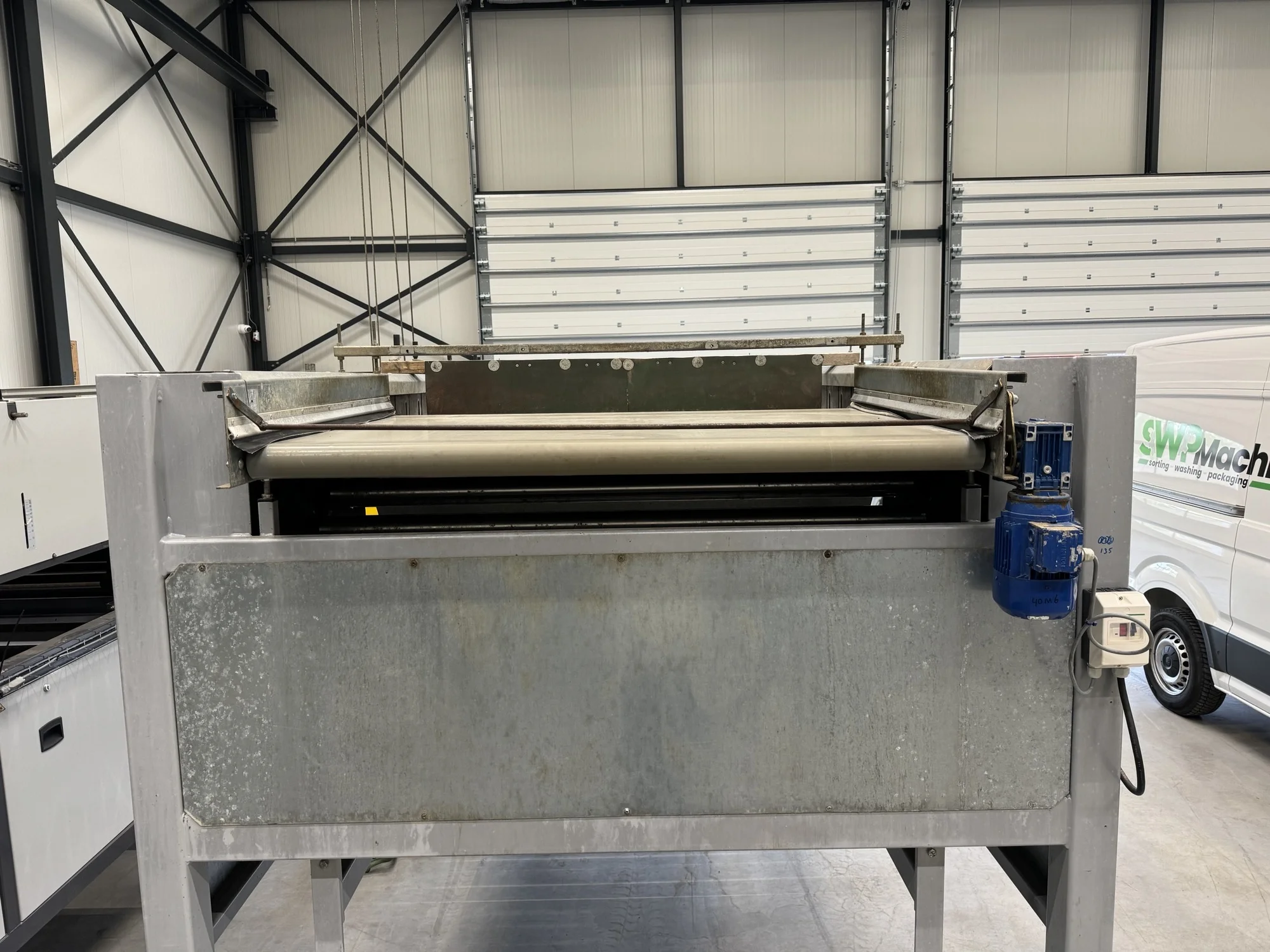 Vitech 180 cm roller sorting machine with 5 sizes • Duijndam Machines