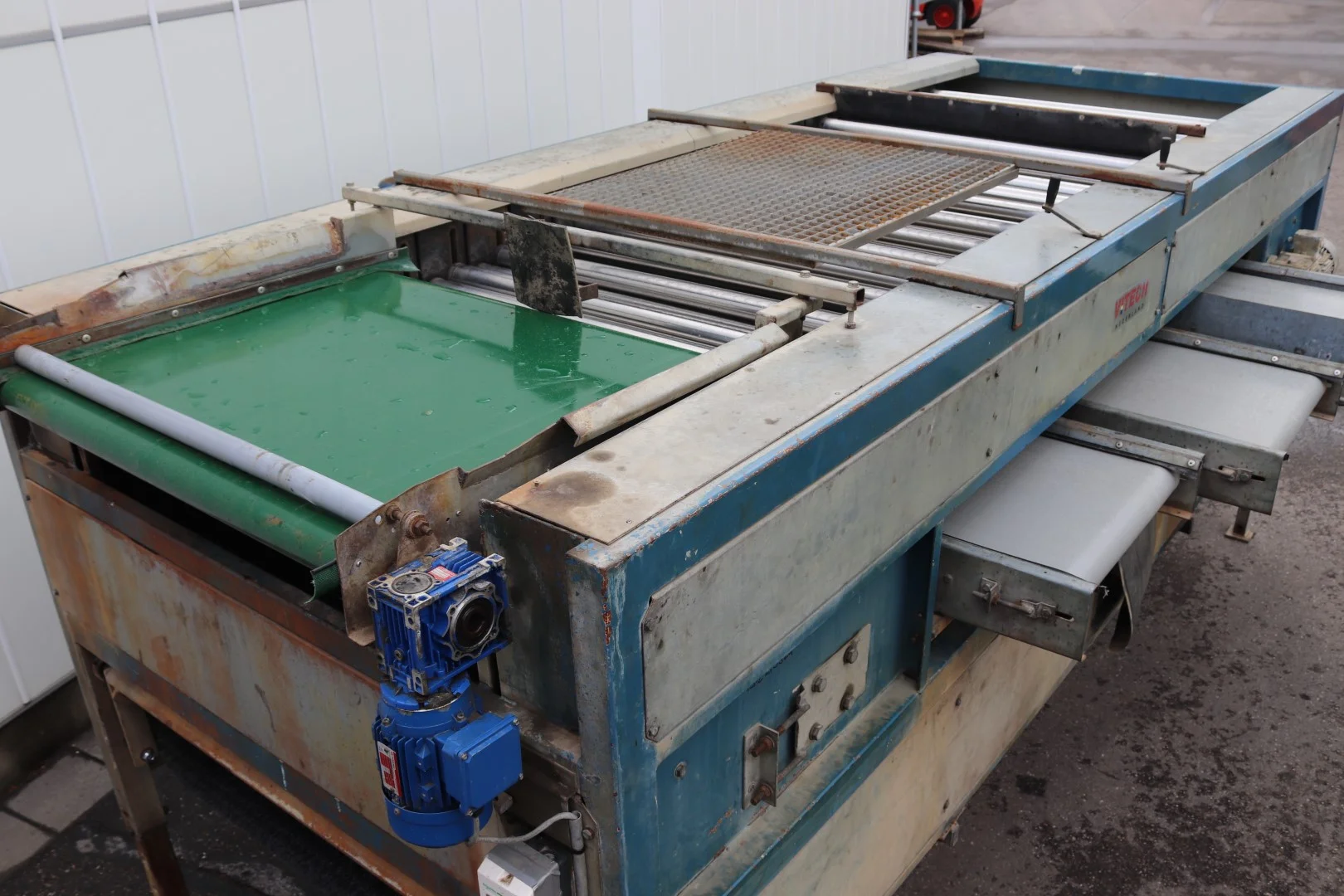 Vitech radial roller grader with 3 sortings • Duijndam Machines