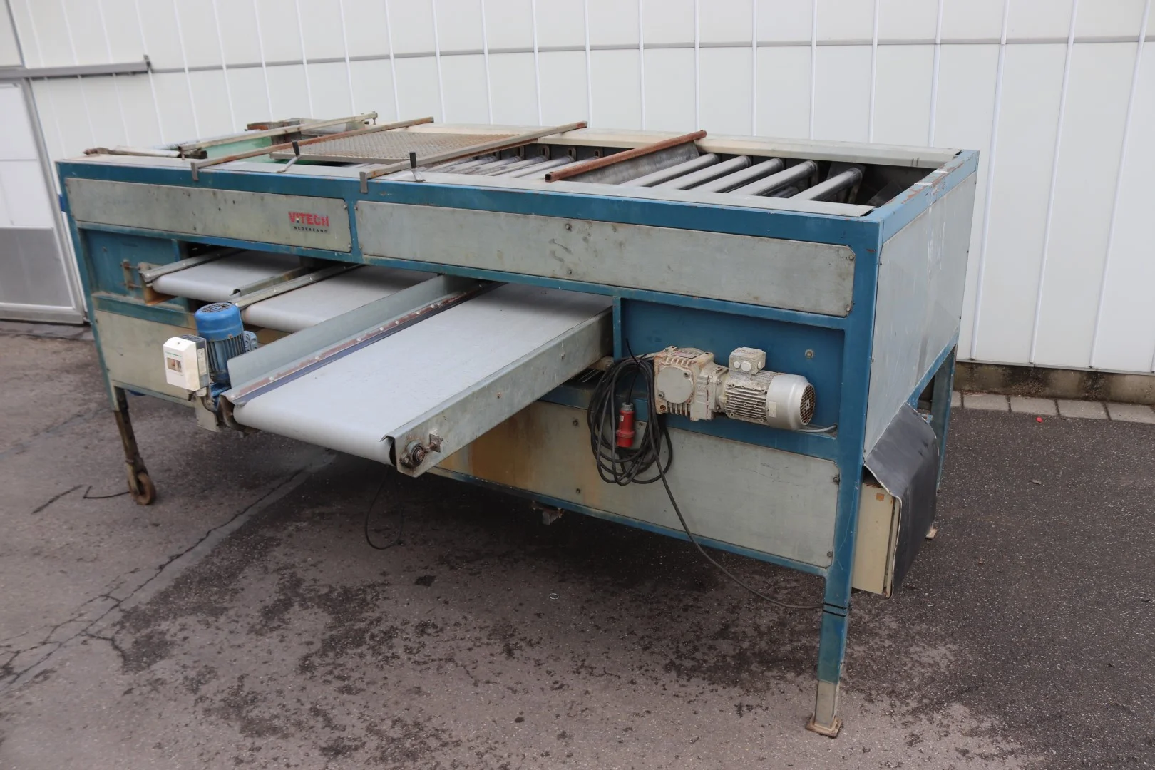 Vitech radial roller grader with 3 sortings • Duijndam Machines