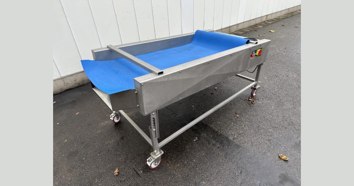 Brushing machine with 12 soft brushes • Duijndam Machines