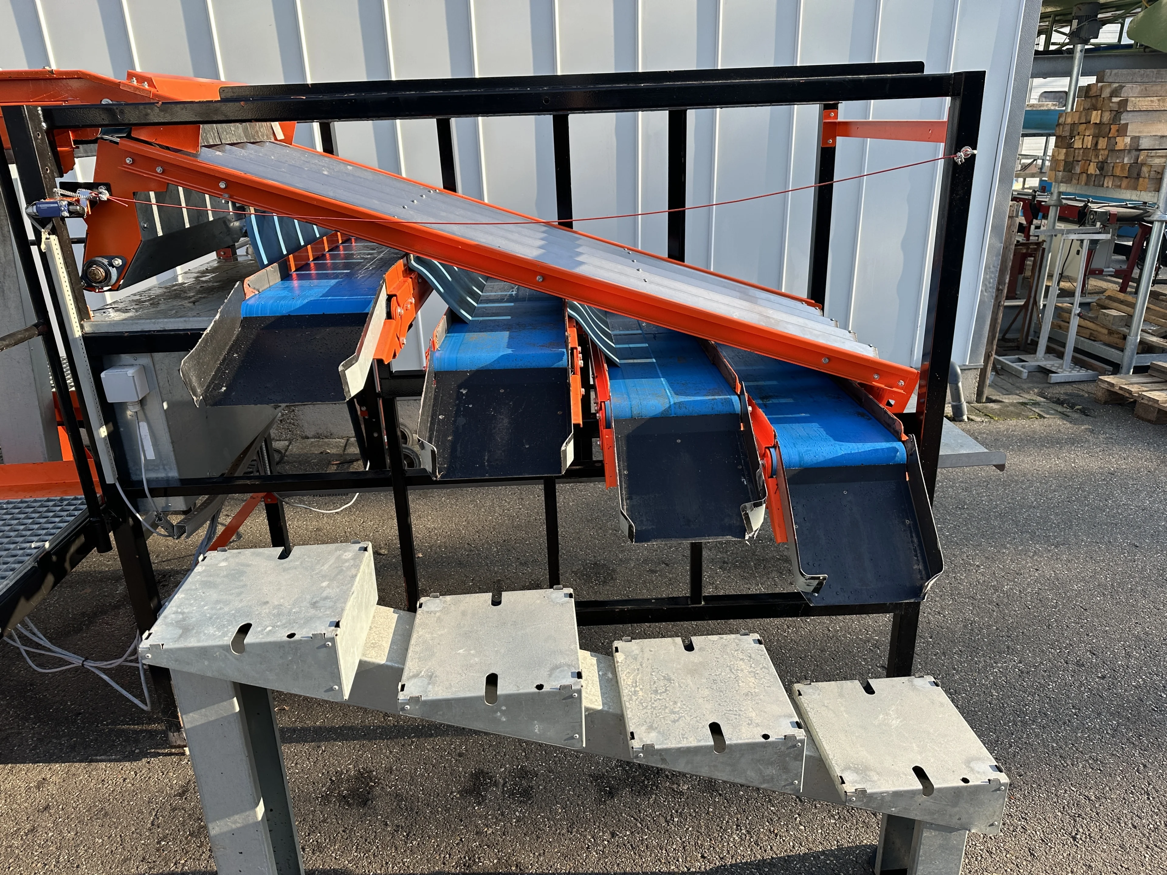 Wamel Perfect CGM cherry sorting machine • Duijndam Machines