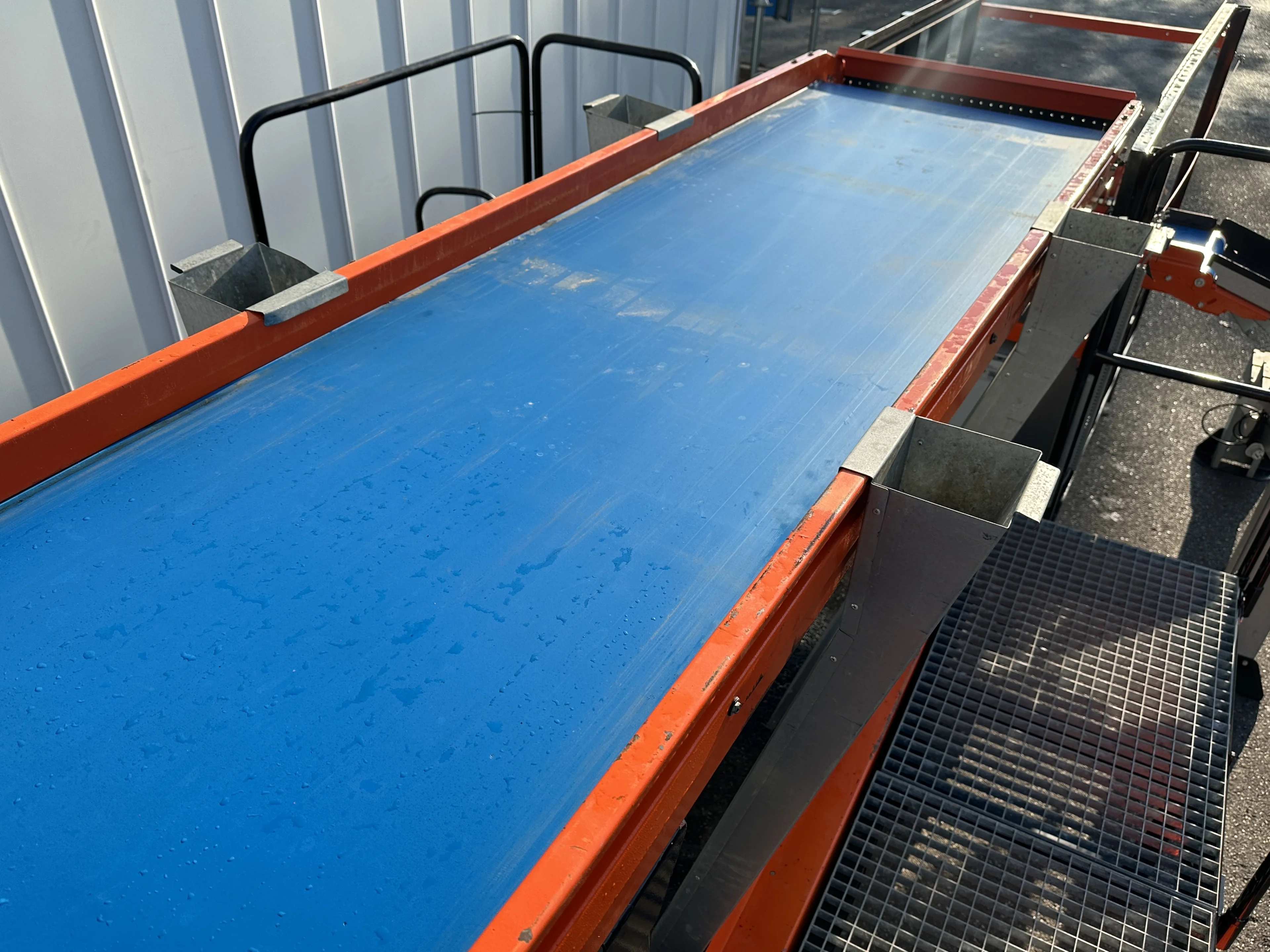 Wamel Perfect CGM cherry sorting machine • Duijndam Machines