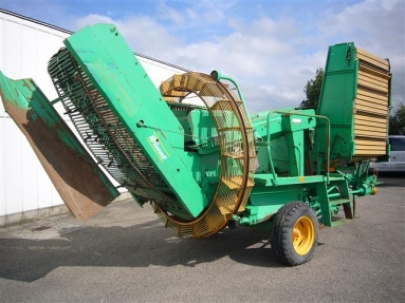 Wisent 1 rijige aardappelrooier • Duijndam Machines