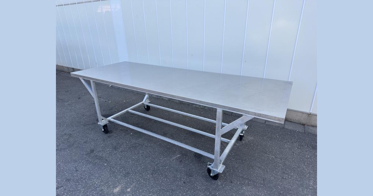 Work table Stainless steel top 300 x 120 cm with aluminium frame ...